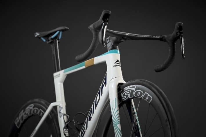 メリダ、公式サイトで新ラインアップ公開 MERIDA X BASEでのバイクレンタルも開始 | サイクルジャパン